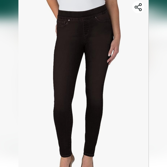Signature by Levi Strauss | Jeans | Levis Totally Shaping Pullon Jeans ...
